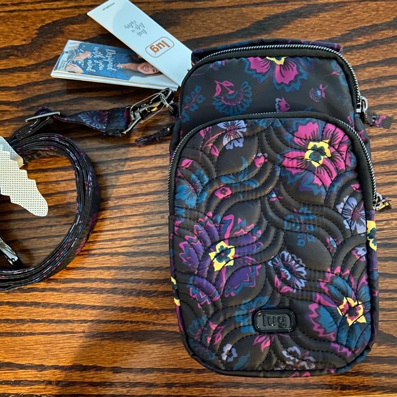 lug | Bags | Lug Skeeter Boho Floral Black | Poshmark
